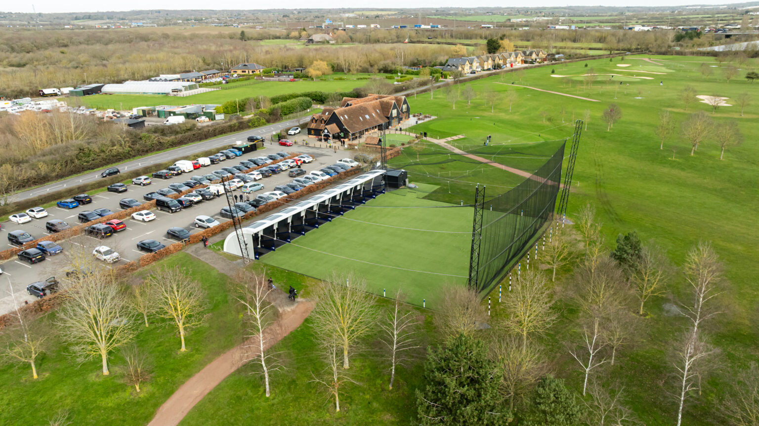 GolfPod | The Anywhere Driving Range